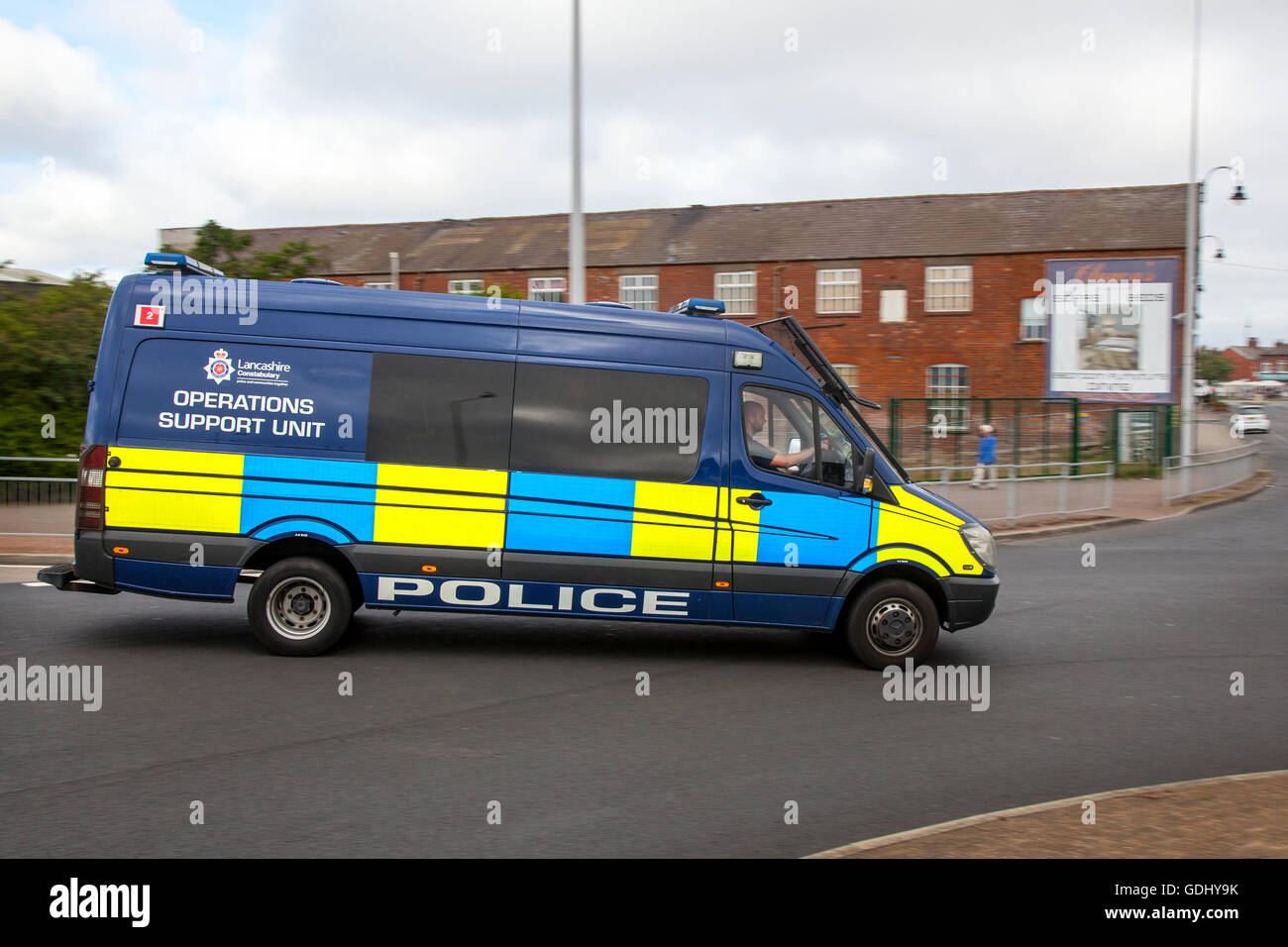 Black maria police van hi-res stock photography and images - Alamy