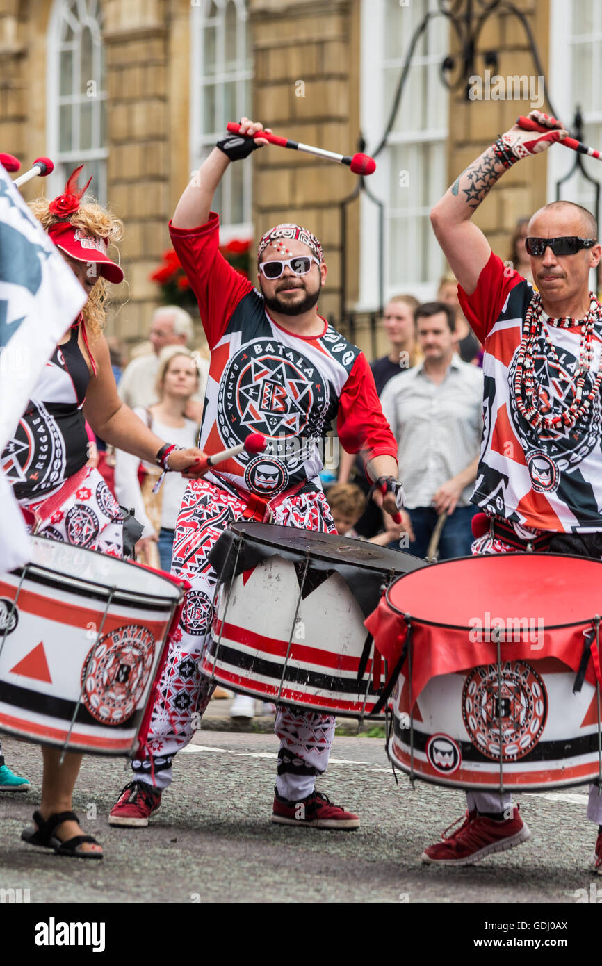 Bath Carnival 2016 Performers parade an assortment of outfits and ...
