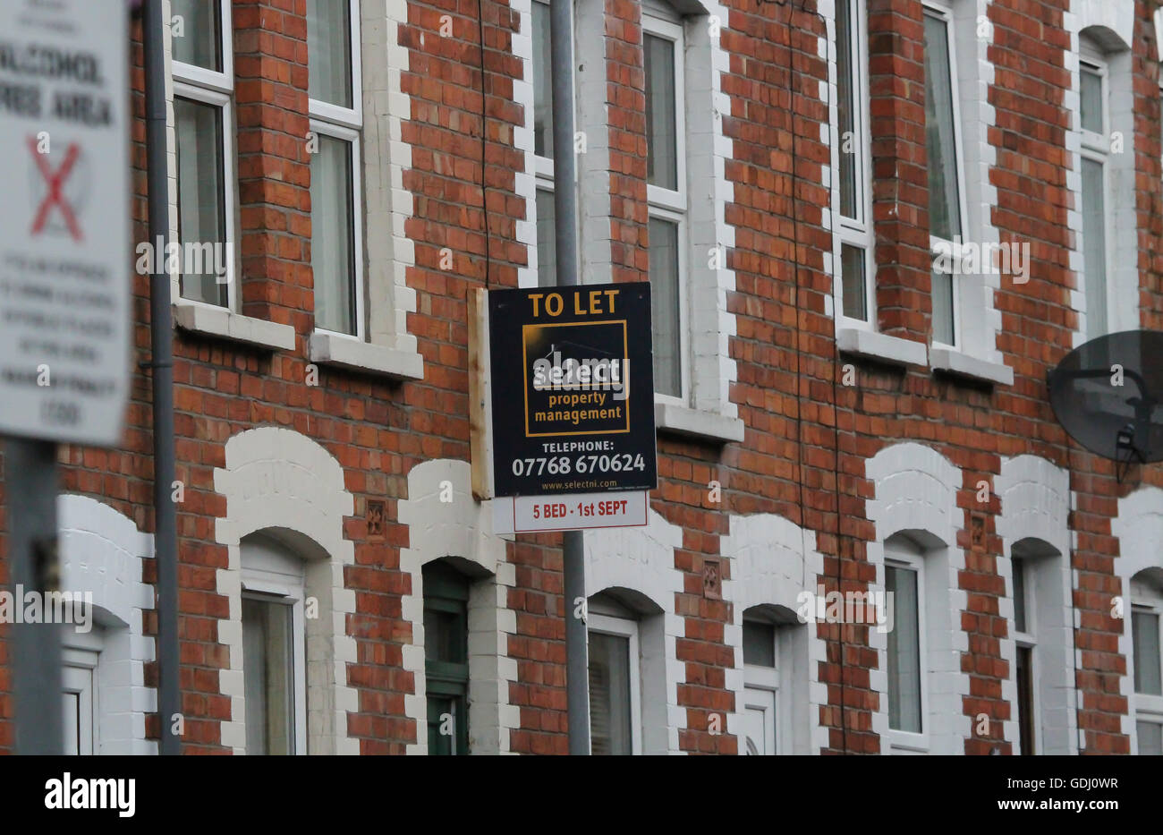 Sign in belfast hi-res stock photography and images - Alamy
