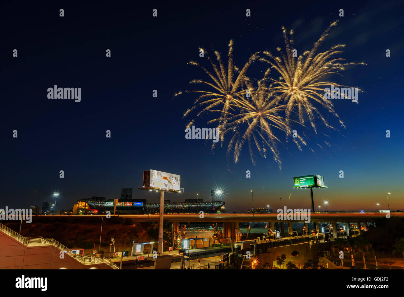 Anaheim stadium hi-res stock photography and images - Alamy