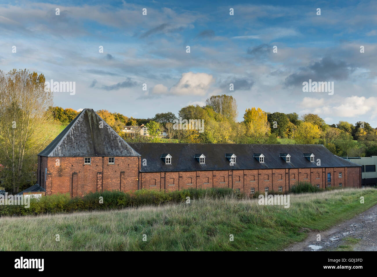 Old malt house hi-res stock photography and images - Alamy