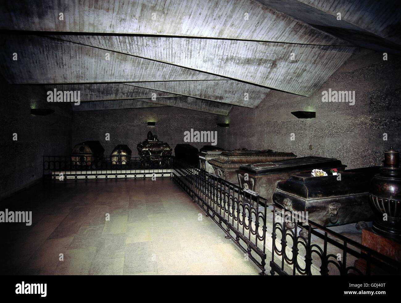 Imperial crypt vienna hi-res stock photography and images - Alamy