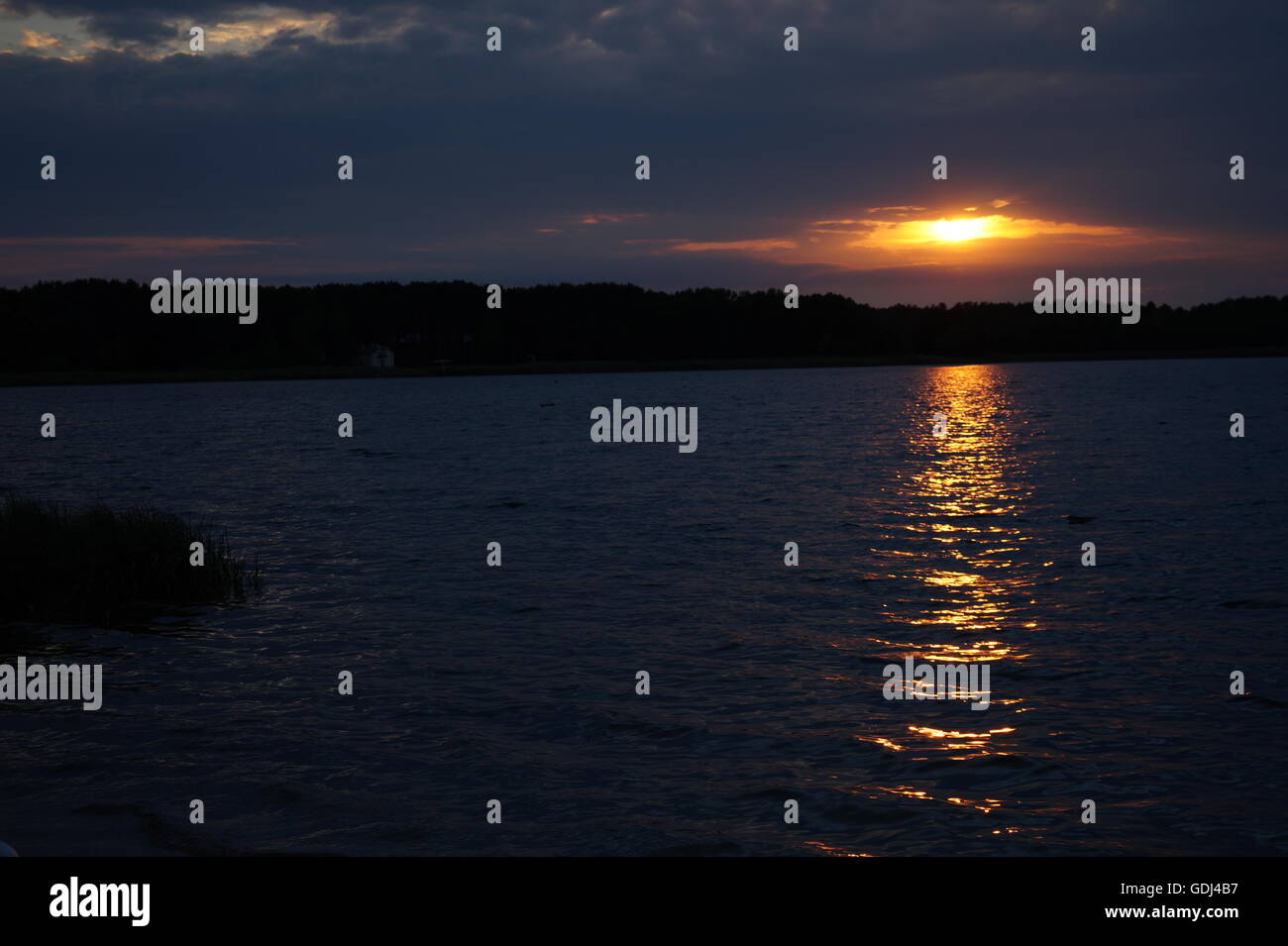 Time lapse sunset above sea hi-res stock photography and images - Alamy