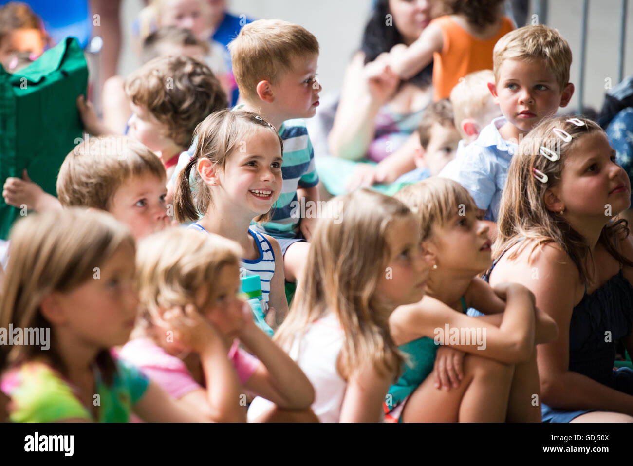 Children audience hi-res stock photography and images - Alamy