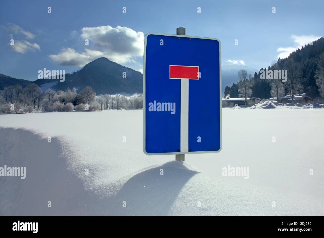 Traffic sign dead-end street, snowbound, Bavaria Stock Photo - Alamy