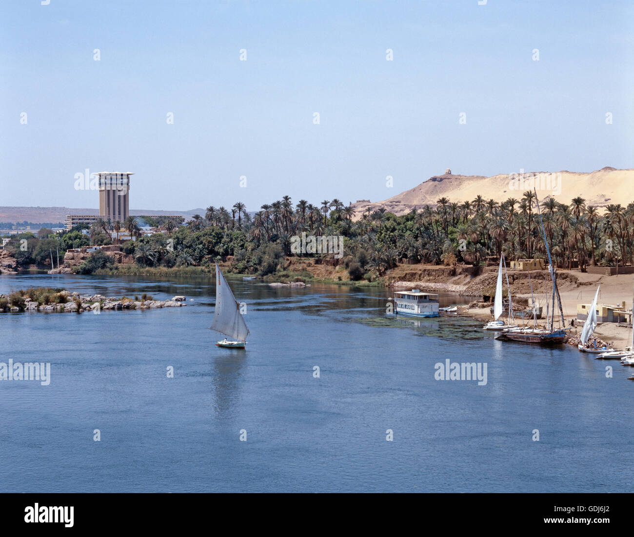 geography / travel, Egypt, landscapes, Nile River near Aswan ...