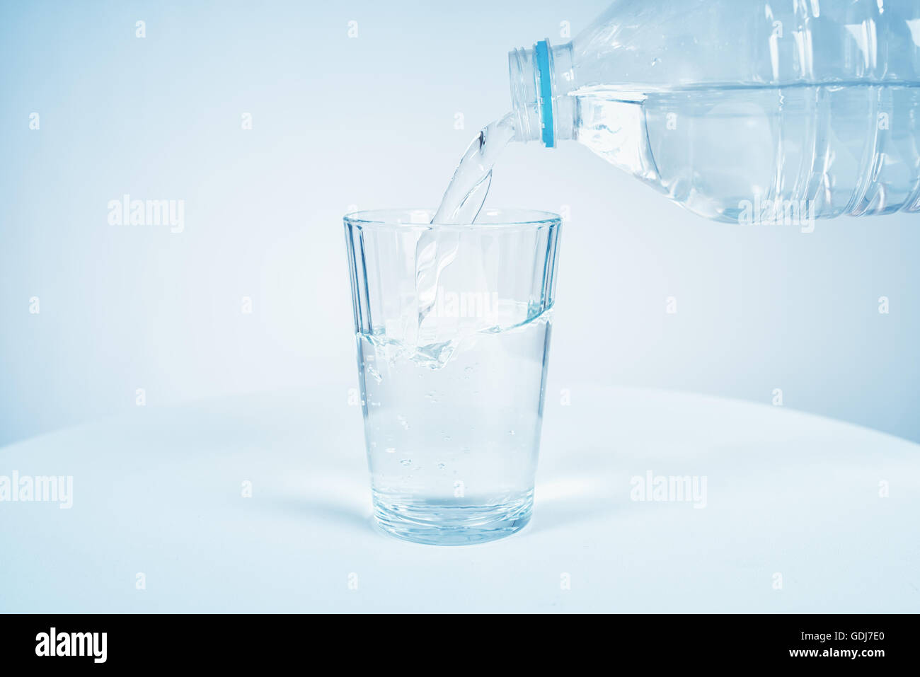 How to pour water from bottle hi-res stock photography and images - Alamy