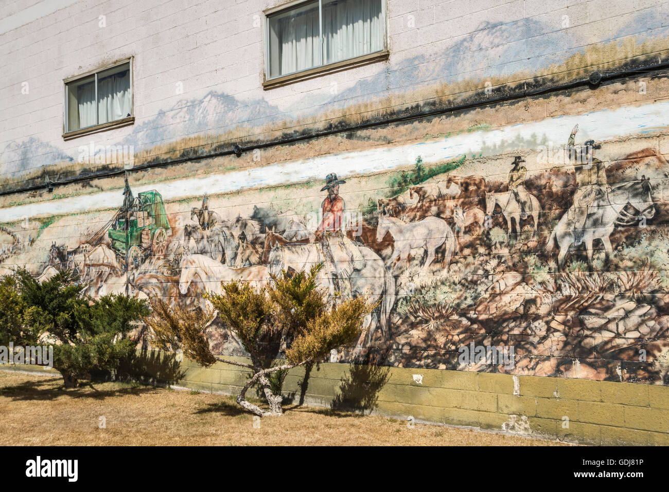 Cattle drive art hi-res stock photography and images - Alamy