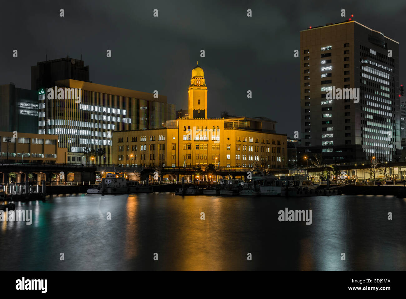 Minato Mirai 21 special light up TOWERS Milight, Yokohama City ...