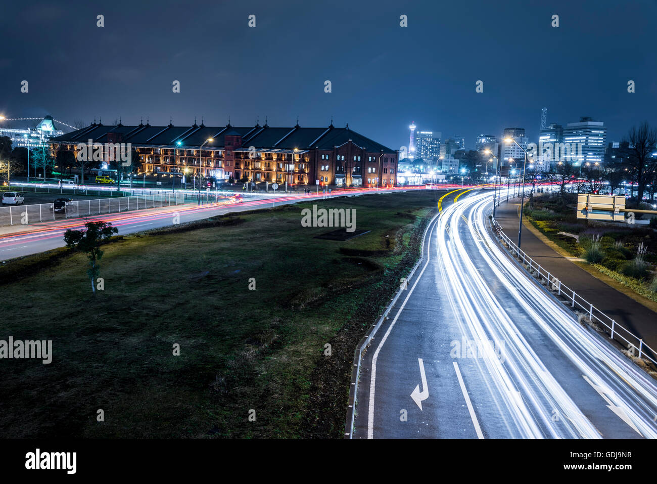 Minato Mirai 21 special light up TOWERS Milight, Yokohama City ...