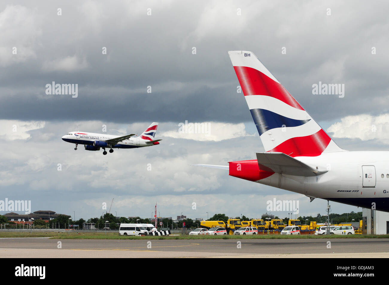 British aircraft carrier plane hi-res stock photography and images - Alamy