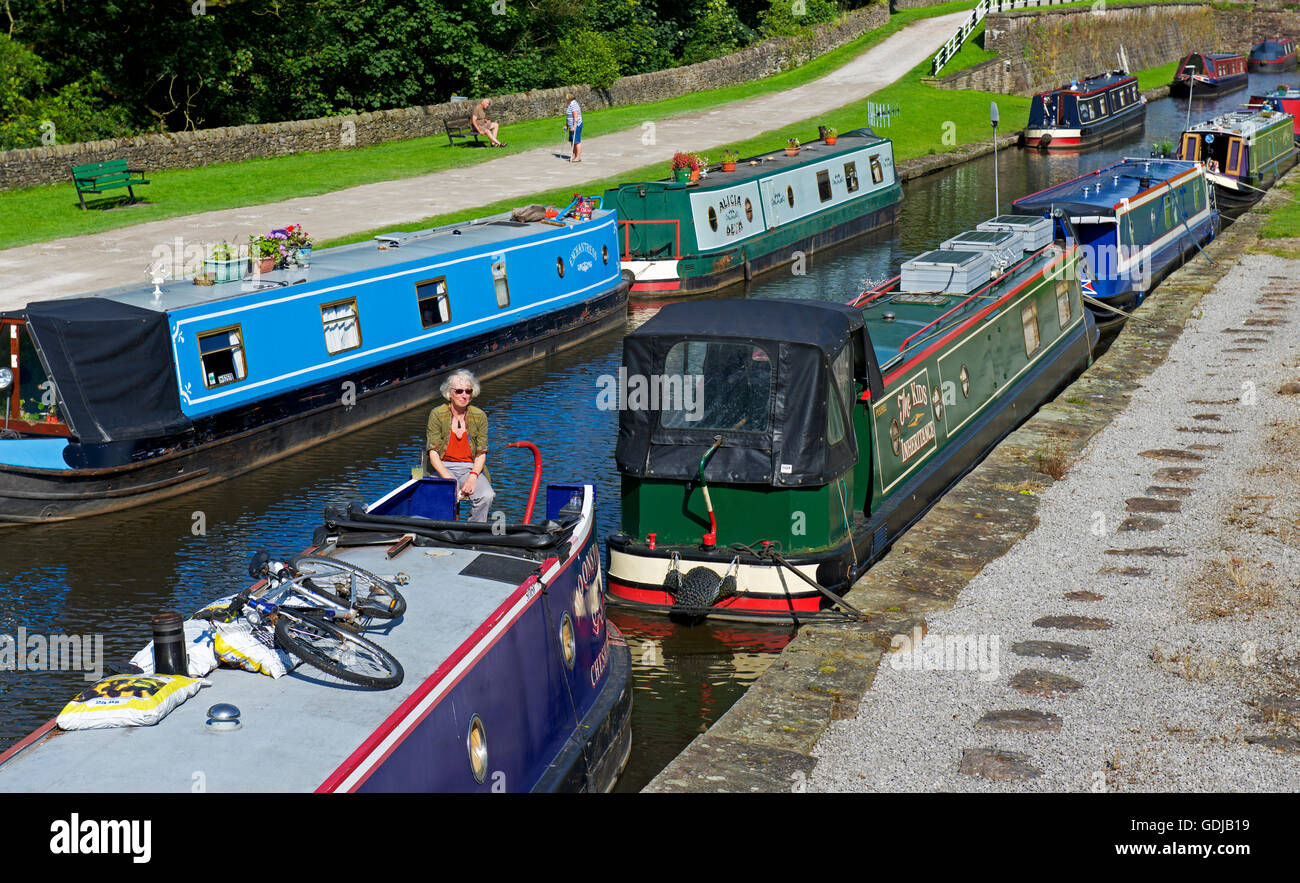 Bugsworth Canal Basin on the Peak Forest Canal, Derbyshire, England UK ...