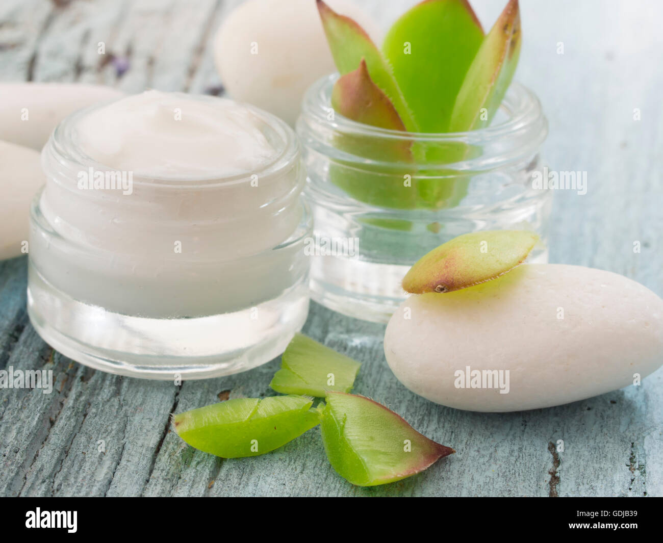 Pure nature cosmetics hi-res stock photography and images - Alamy