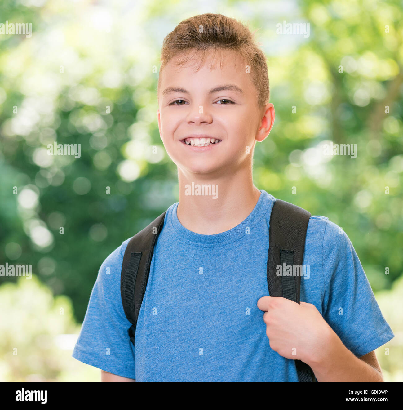 Boy back to school Stock Photo - Alamy