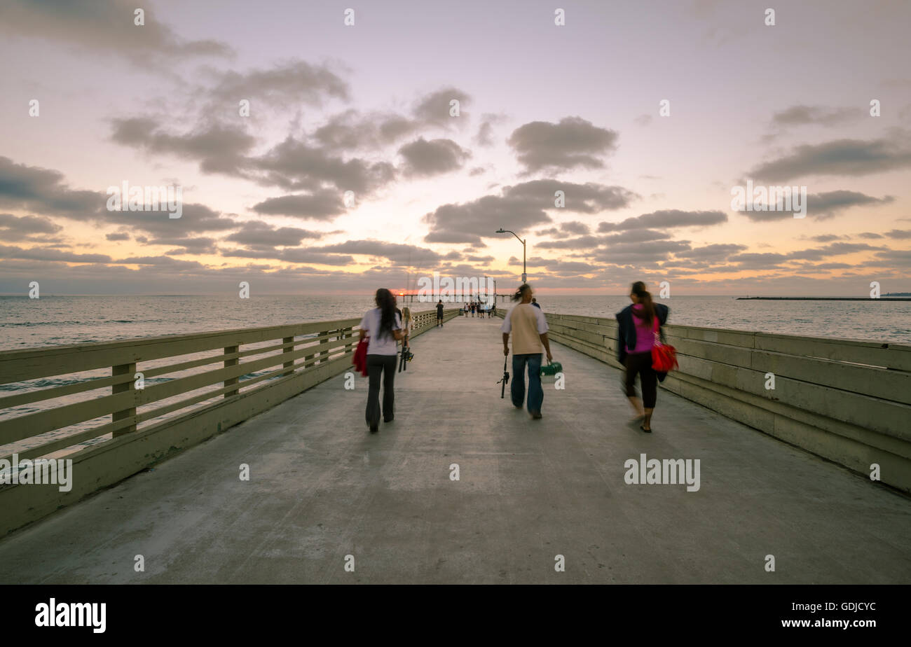 California beach lifestyle hi-res stock photography and images - Alamy