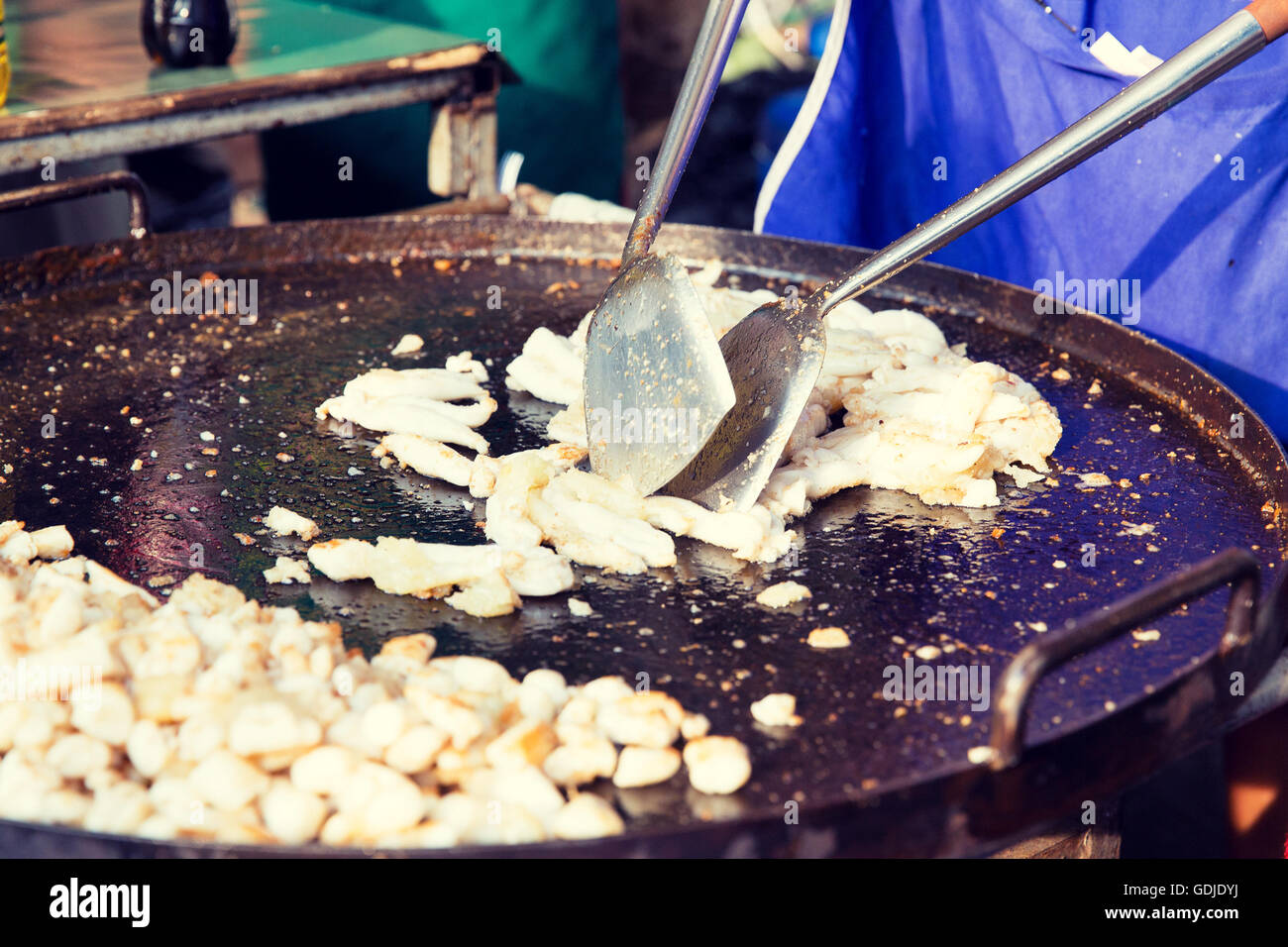 Frying meat hi-res stock photography and images - Alamy