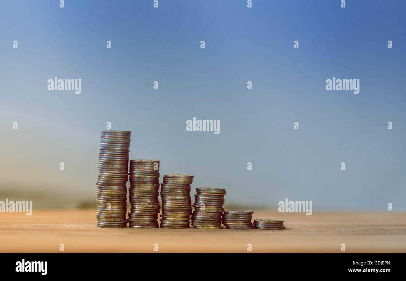 Financial pyramid hi-res stock photography and images - Alamy