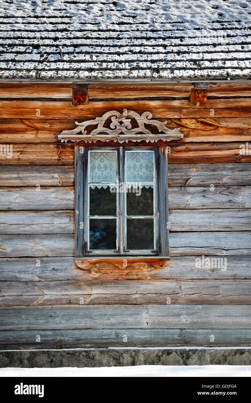 A frame house exterior hi-res stock photography and images - Alamy