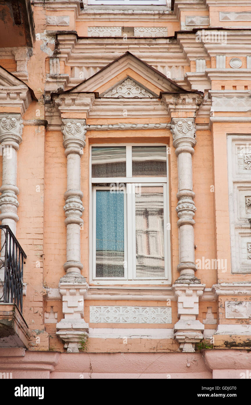 Old classic structure hi-res stock photography and images - Alamy