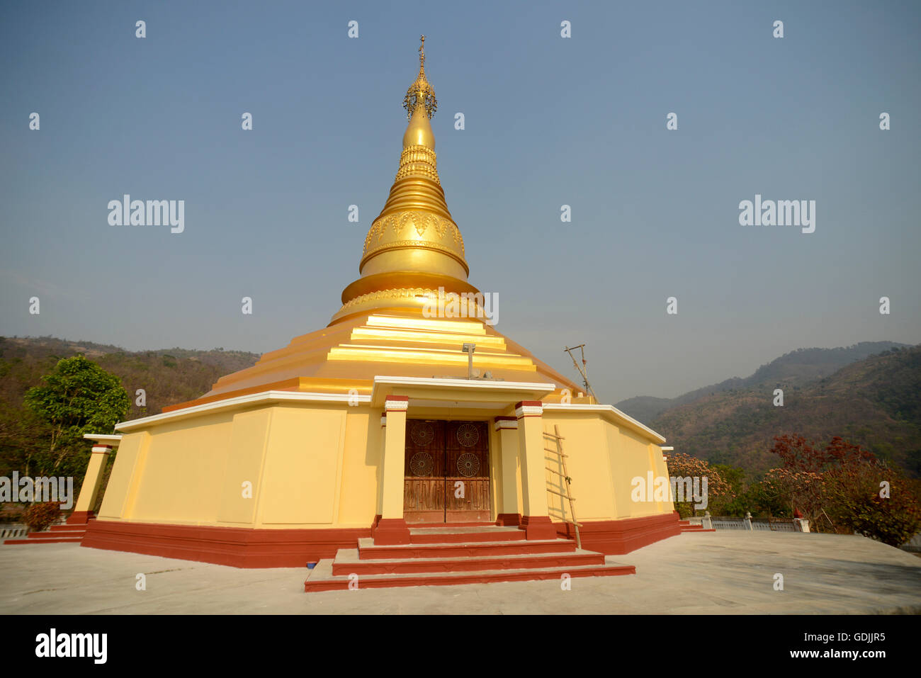 Asia myanmar shan state mountain hi-res stock photography and images ...