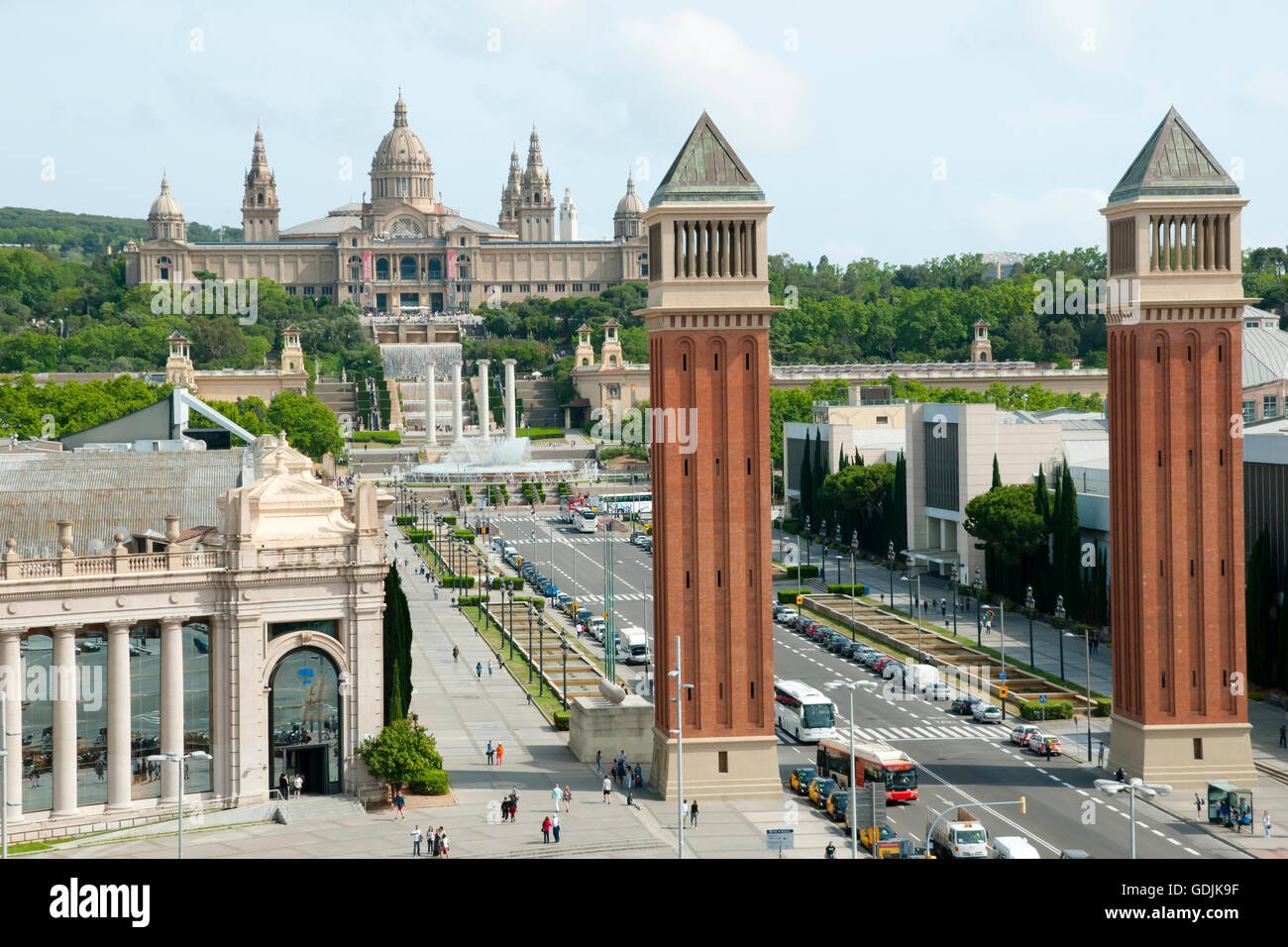 Tall buildings of barcelona hi-res stock photography and images - Alamy