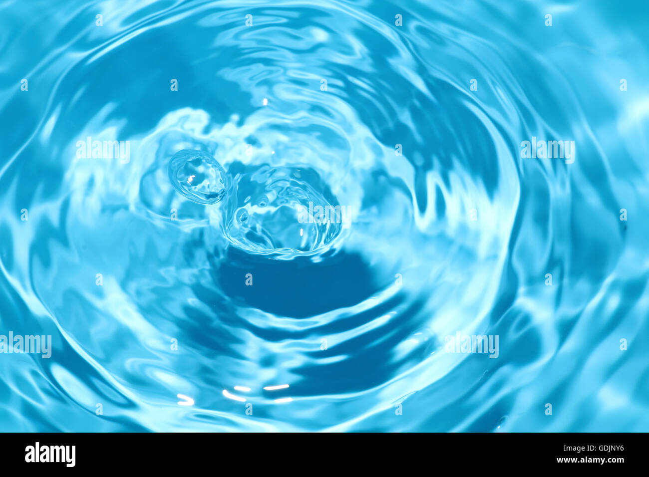 Water ripple abstract hi-res stock photography and images - Alamy