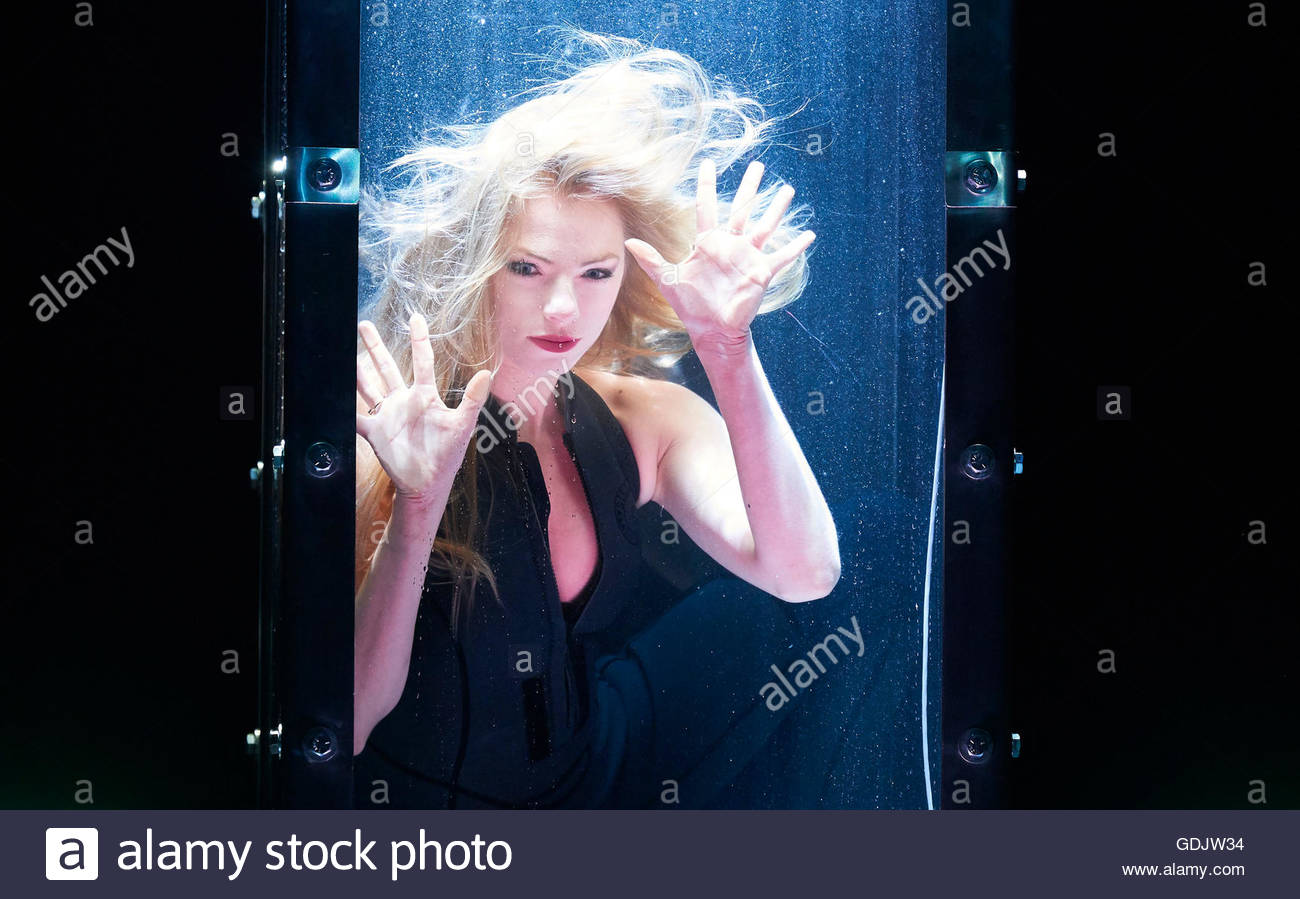Escapologist Magic High Resolution Stock Photography and Images - Alamy