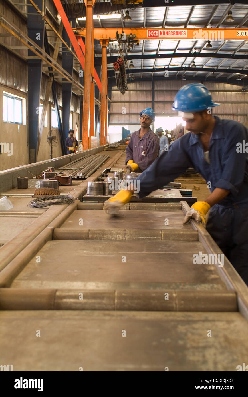 Factory in dubai dubai uae hi-res stock photography and images - Alamy