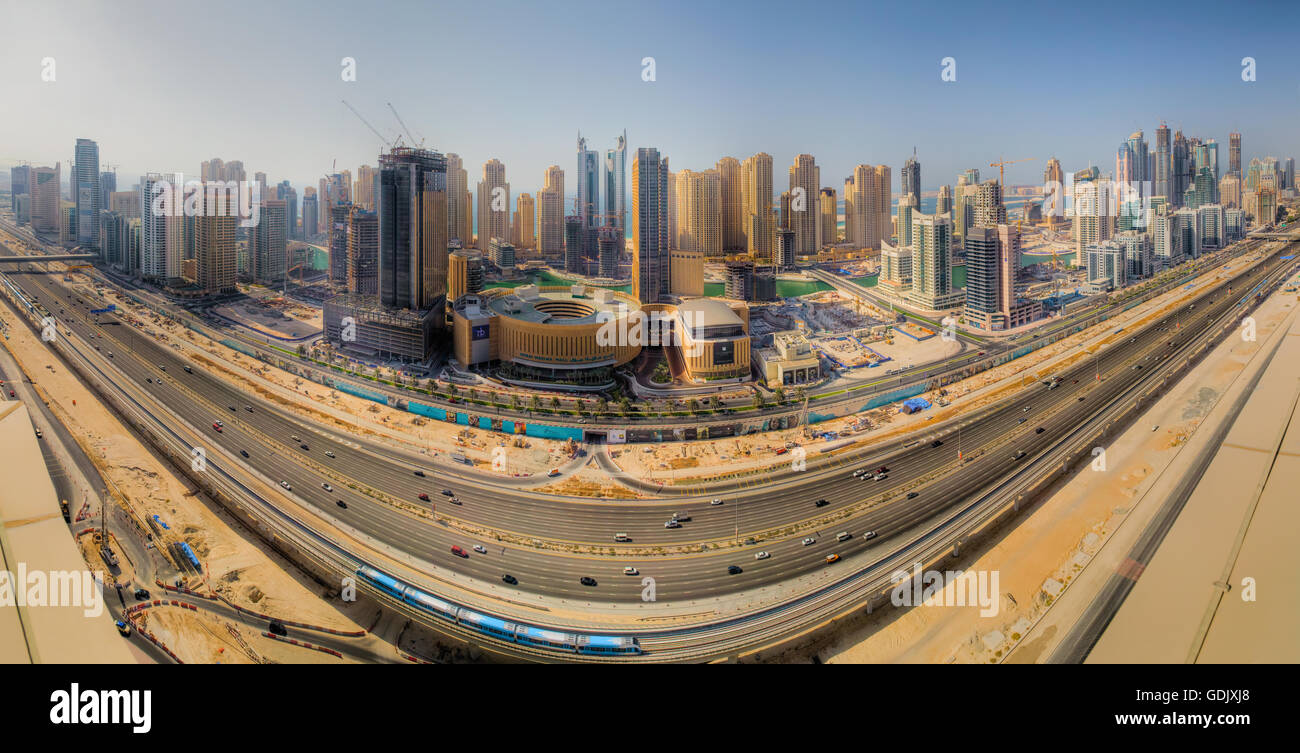 Marina Mall with Metro & JBR behind. Dubai, UAE Stock Photo - Alamy