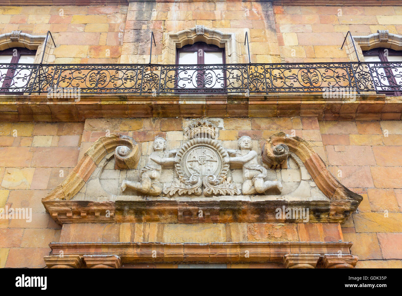 Artistic details in architecture hi-res stock photography and images ...