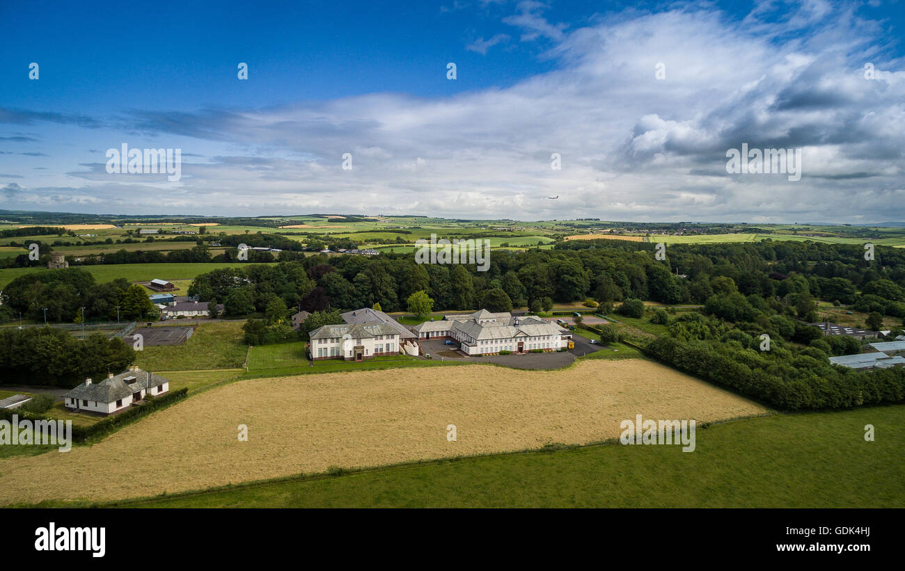 Green yellow fields farming skyline hi-res stock photography and images ...