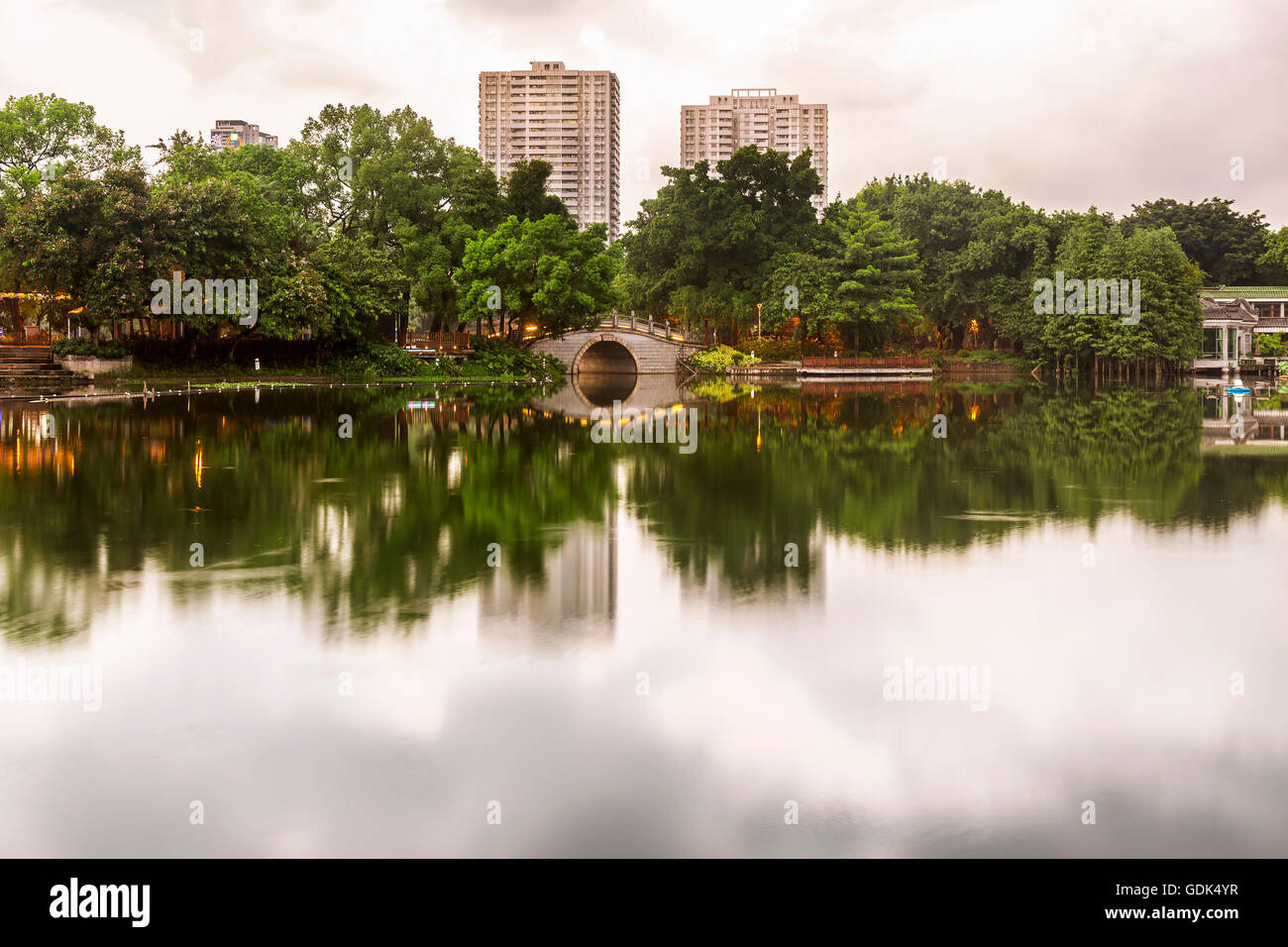 Guangzhou liwan lake park hi-res stock photography and images - Alamy