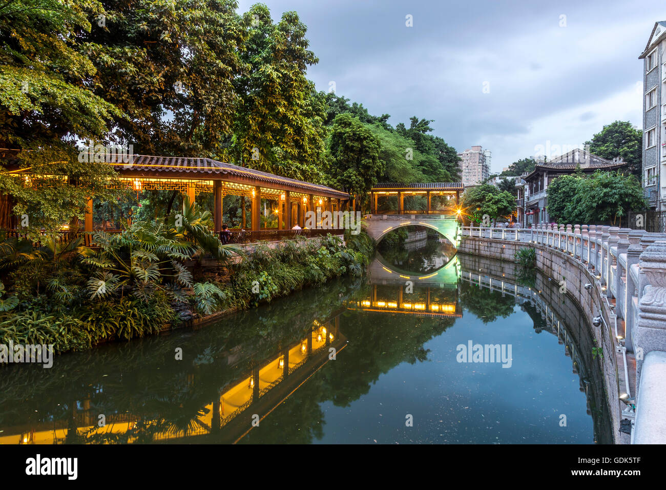 Liwan hi-res stock photography and images - Alamy