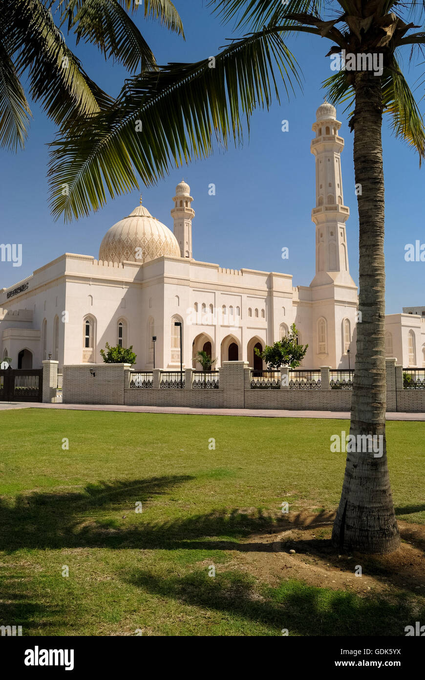 Mosque in salalah oman middle hi-res stock photography and images - Alamy