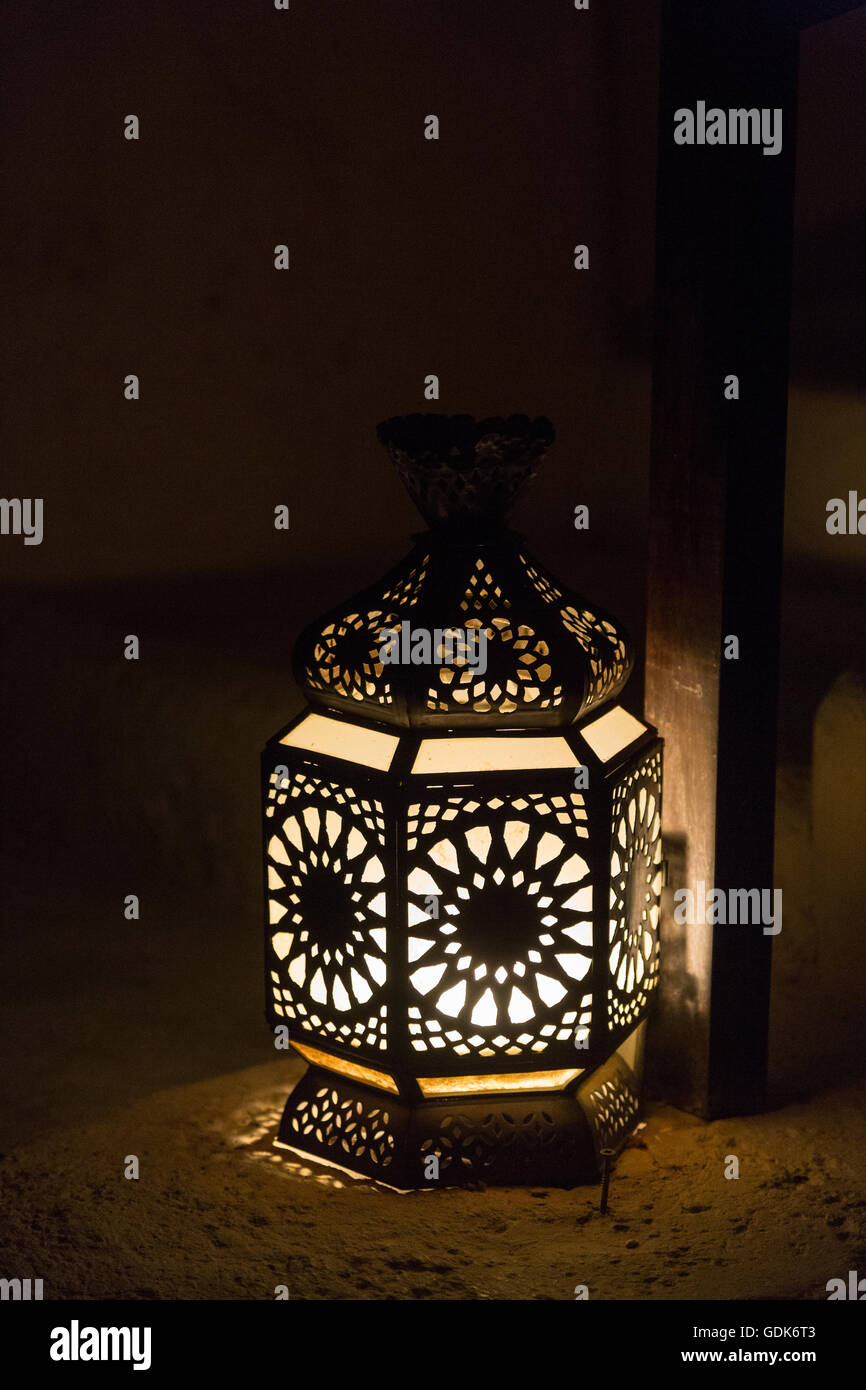 Dubai night time hi-res stock photography and images - Alamy