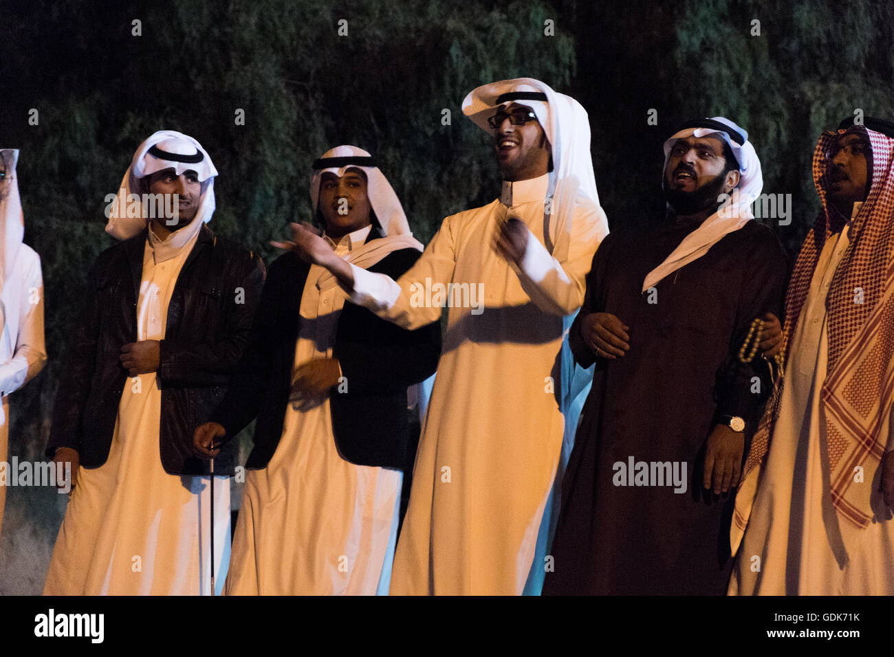 Saudi arabia young men in hi-res stock photography and images - Alamy