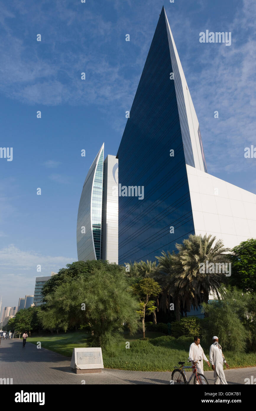 Dubai chamber commerce building dubai hi-res stock photography and ...