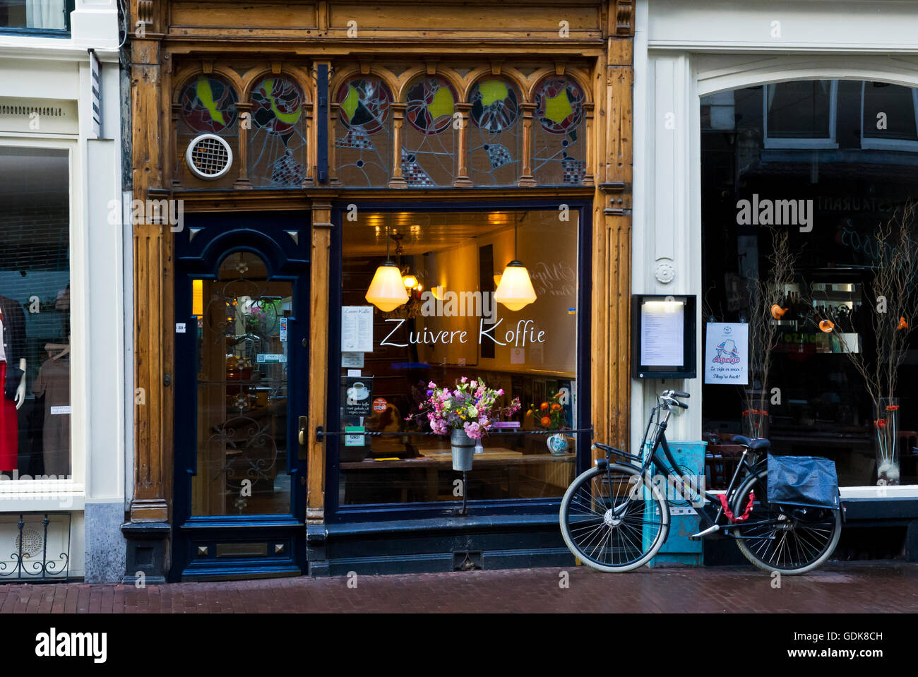 Traditional dutch cafe hi-res stock photography and images - Alamy