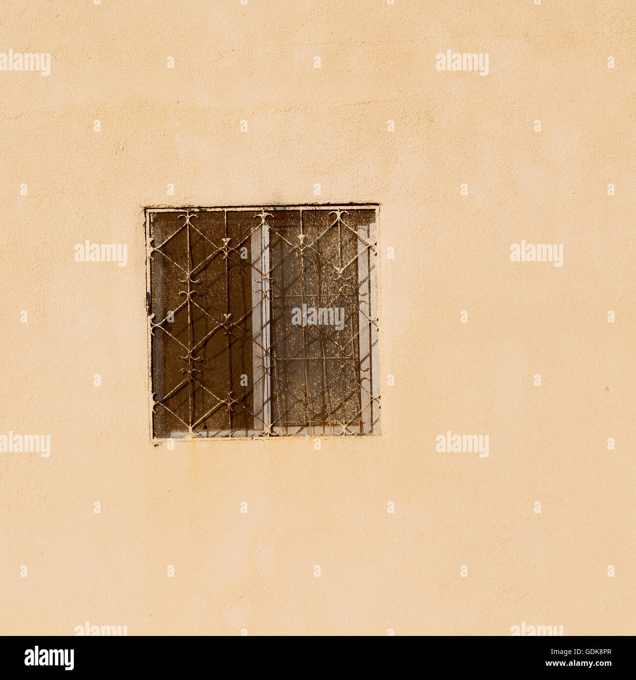 in oman the old ornate window for the mosque Stock Photo - Alamy