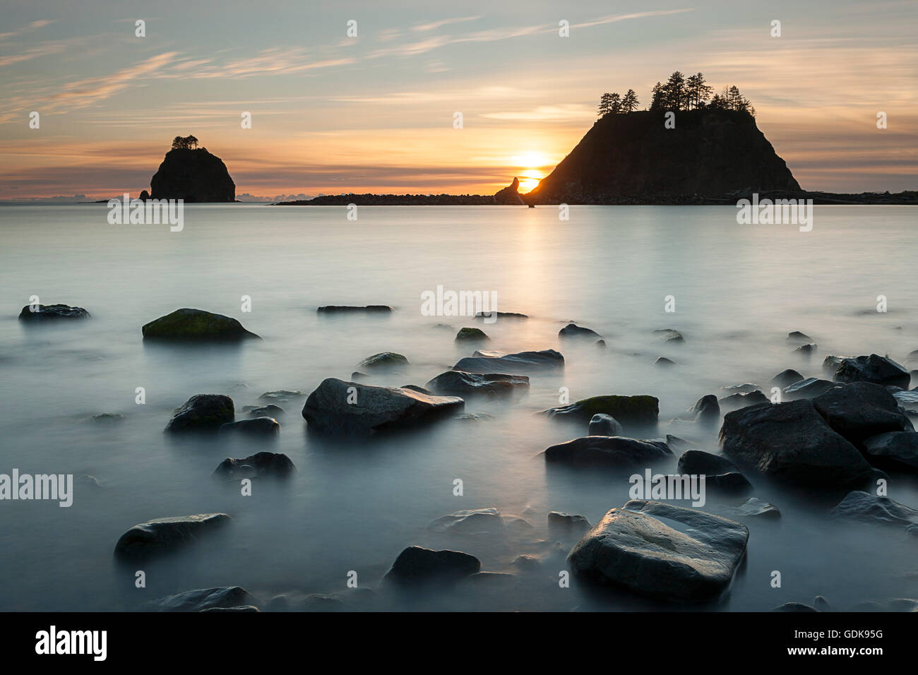 La push first beach hi-res stock photography and images - Alamy