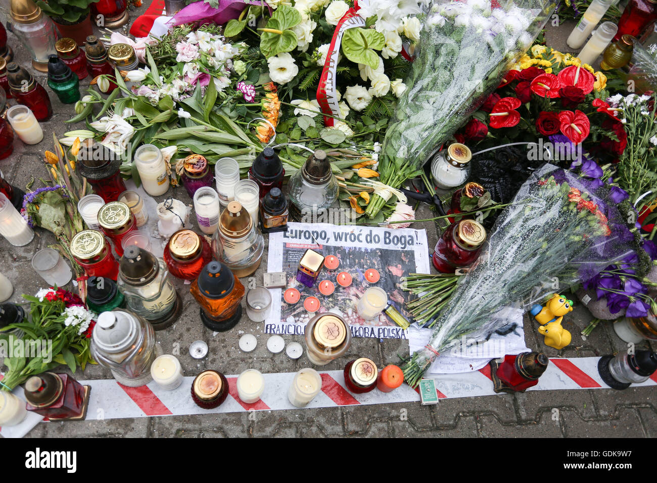 Warsaw, Poland. 17th July, 2016. Polish remember of the terror attack ...