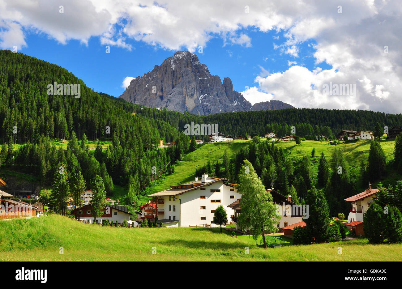 Alpline hi-res stock photography and images - Alamy