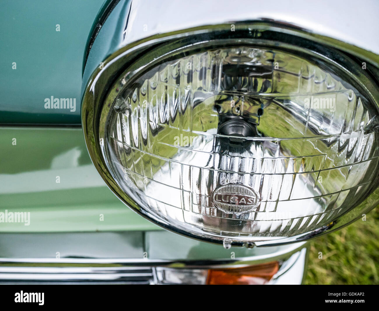 Riley logo hi-res stock photography and images - Alamy