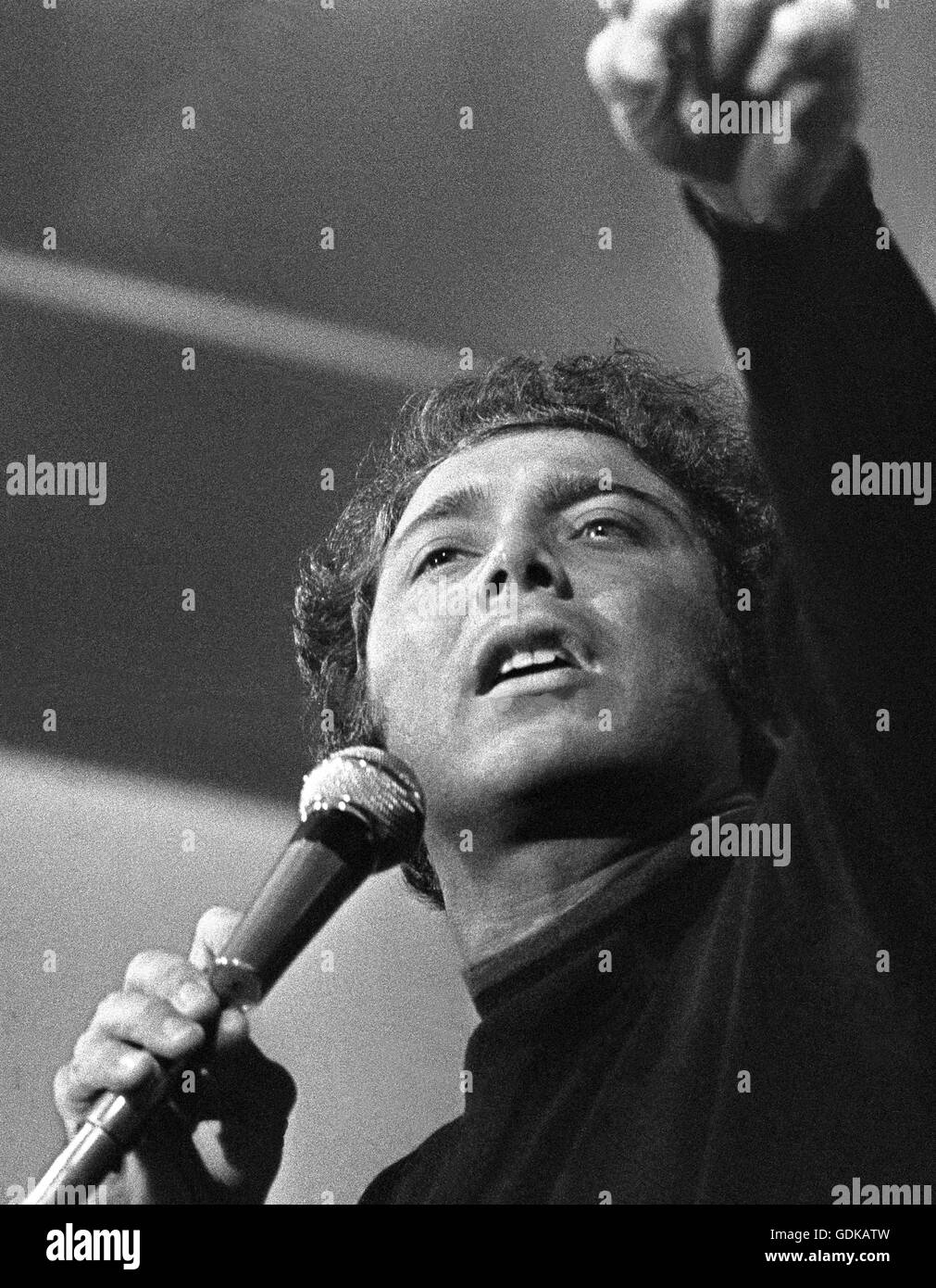Paul anka hi-res stock photography and images - Alamy