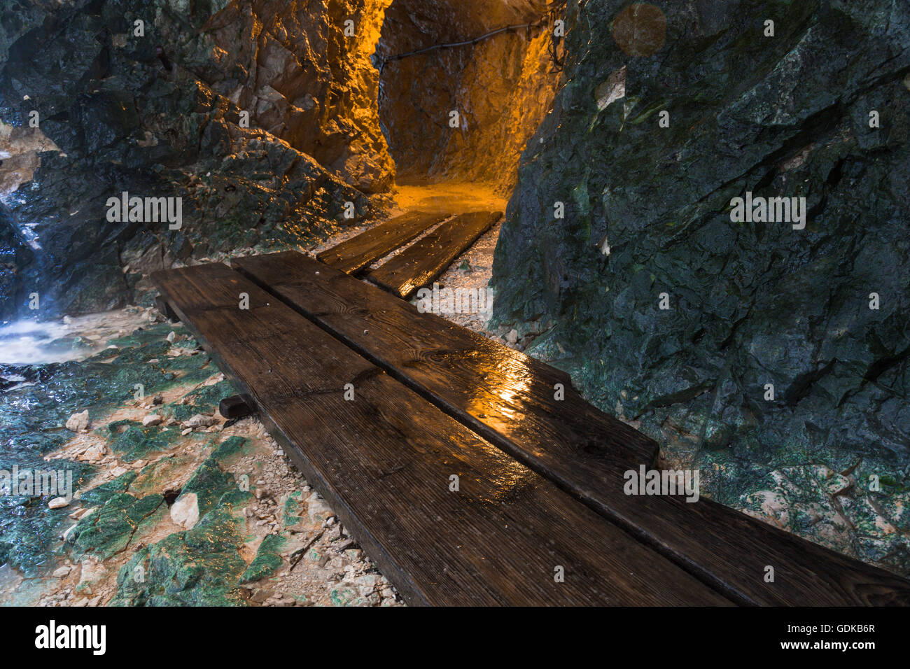 Tunnel, Höllentalklamm, Gorge, Canyon, Hammersbach, Grainau, Bavaria ...