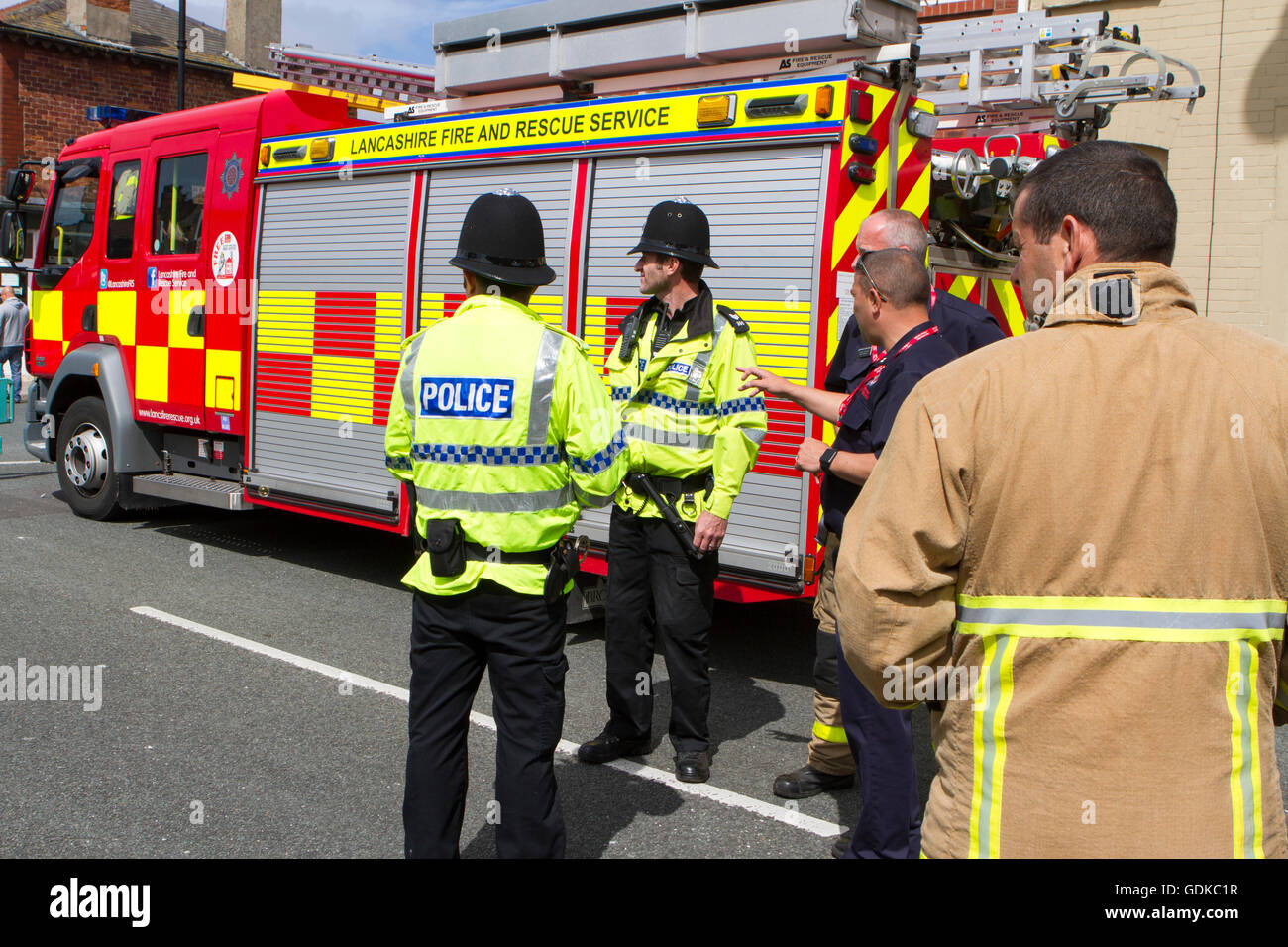police force officer service policeman pc wpc cop copper law ...