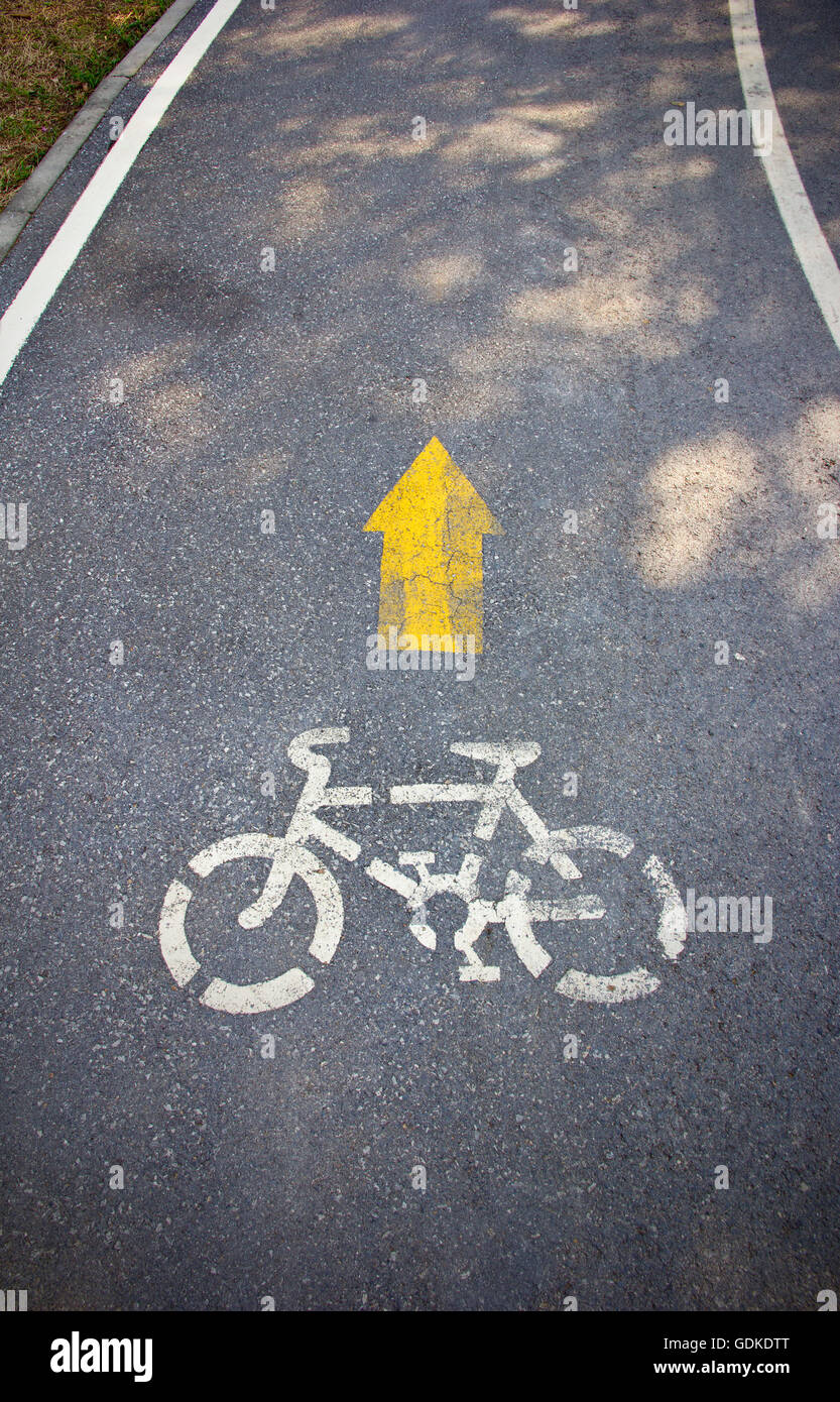 an image of a bike road sign and arrow Stock Photo - Alamy