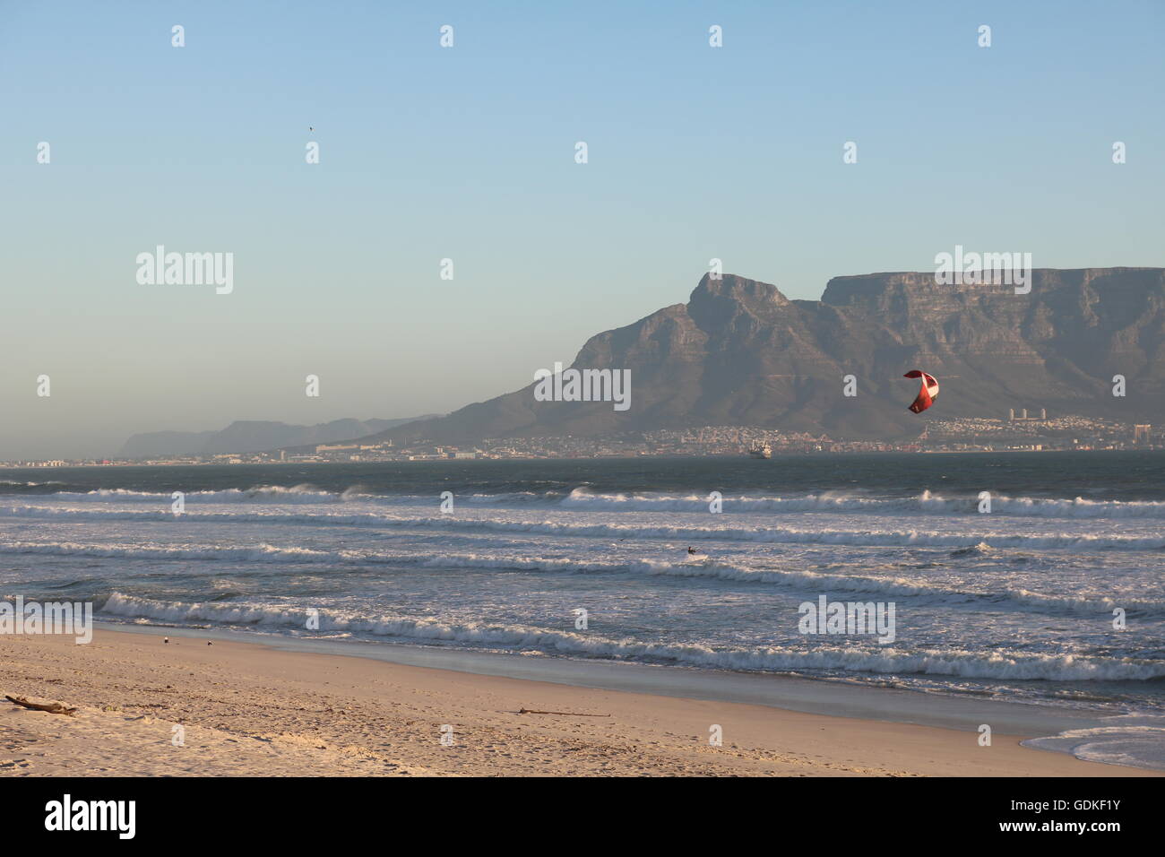 Table mountain cape town sunset hi-res stock photography and images - Alamy