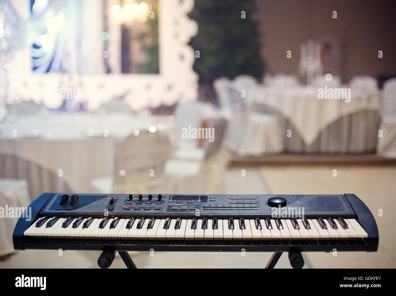 Piano Keyboard synthesizer in festive room,Front view Stock Photo - Alamy Piano Keyboard synthesizer in festive room,Front view Stock Photo - Alamy