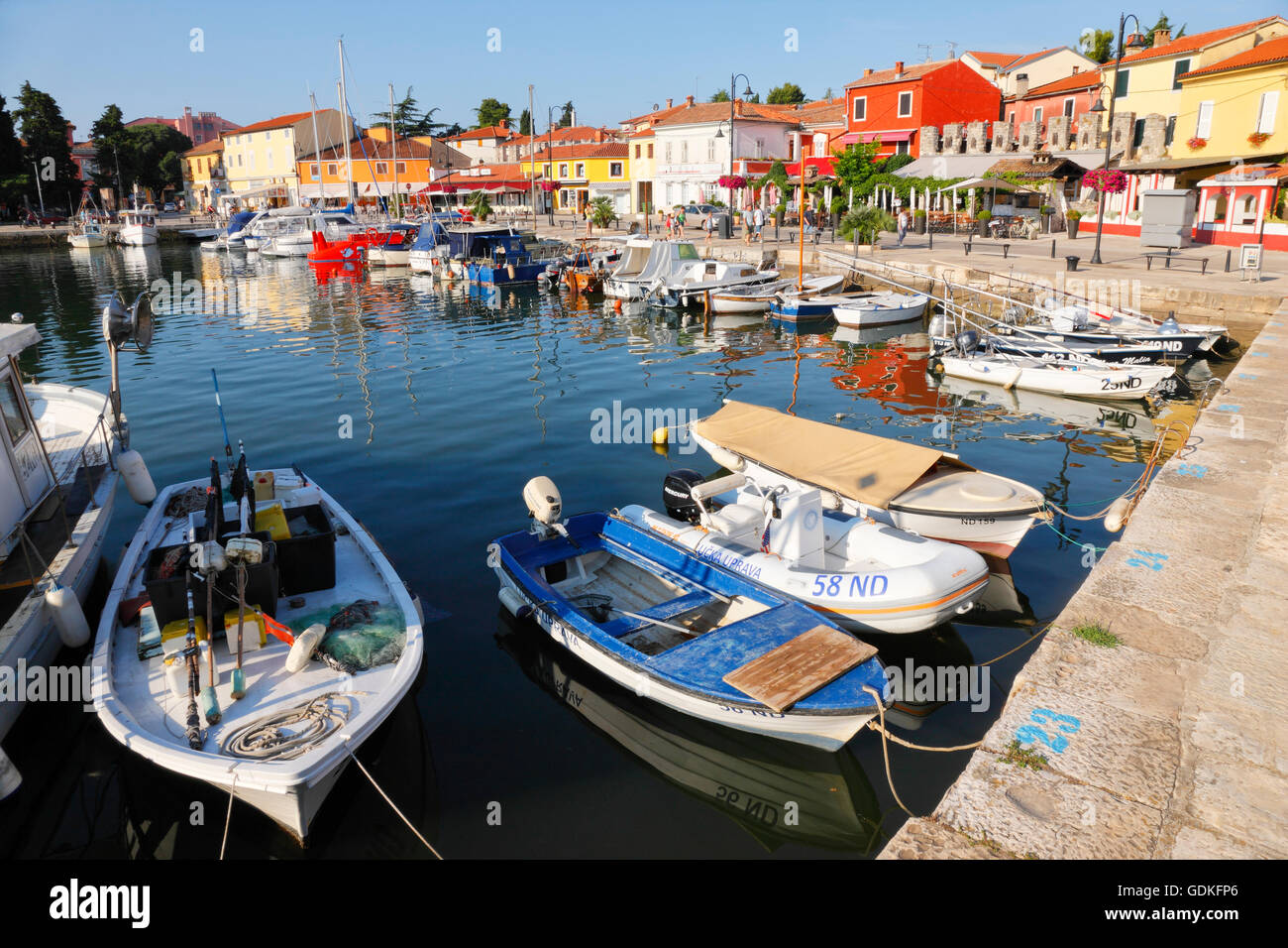 Novigrad waterfront in Istria Stock Photo - Alamy